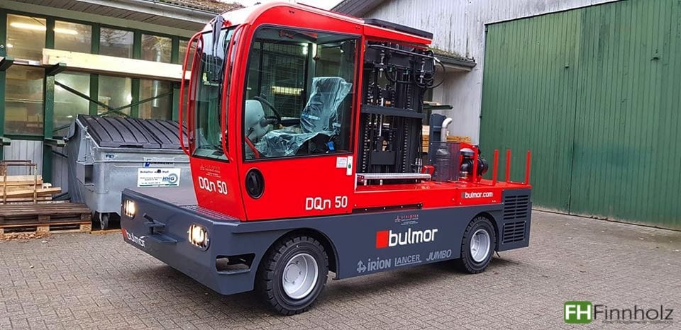 Neuer Seitenstapler bei FH Finnholz! - FH Finnholz